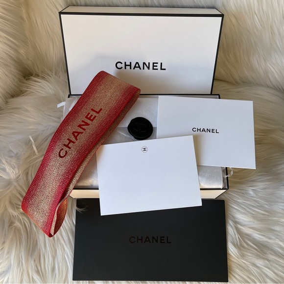 CHANEL | Accessories | Chanel Gift Box With Blank Msg ...